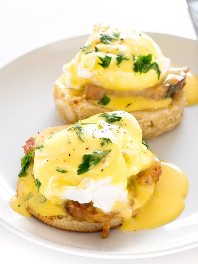 Eggs Benedict - Chef Savvy