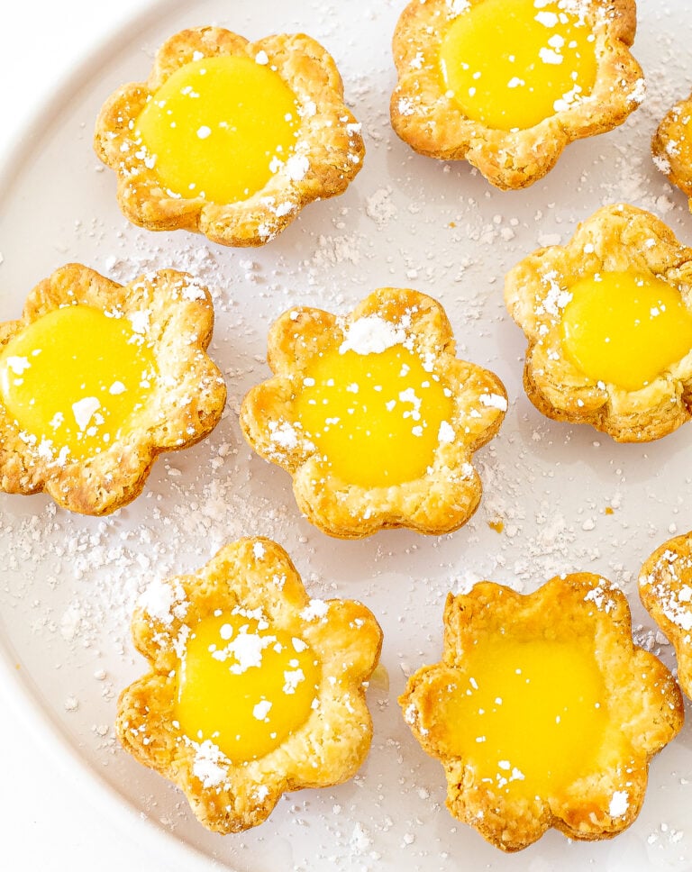 Mini Lemon Flower Tarts - Chef Savvy