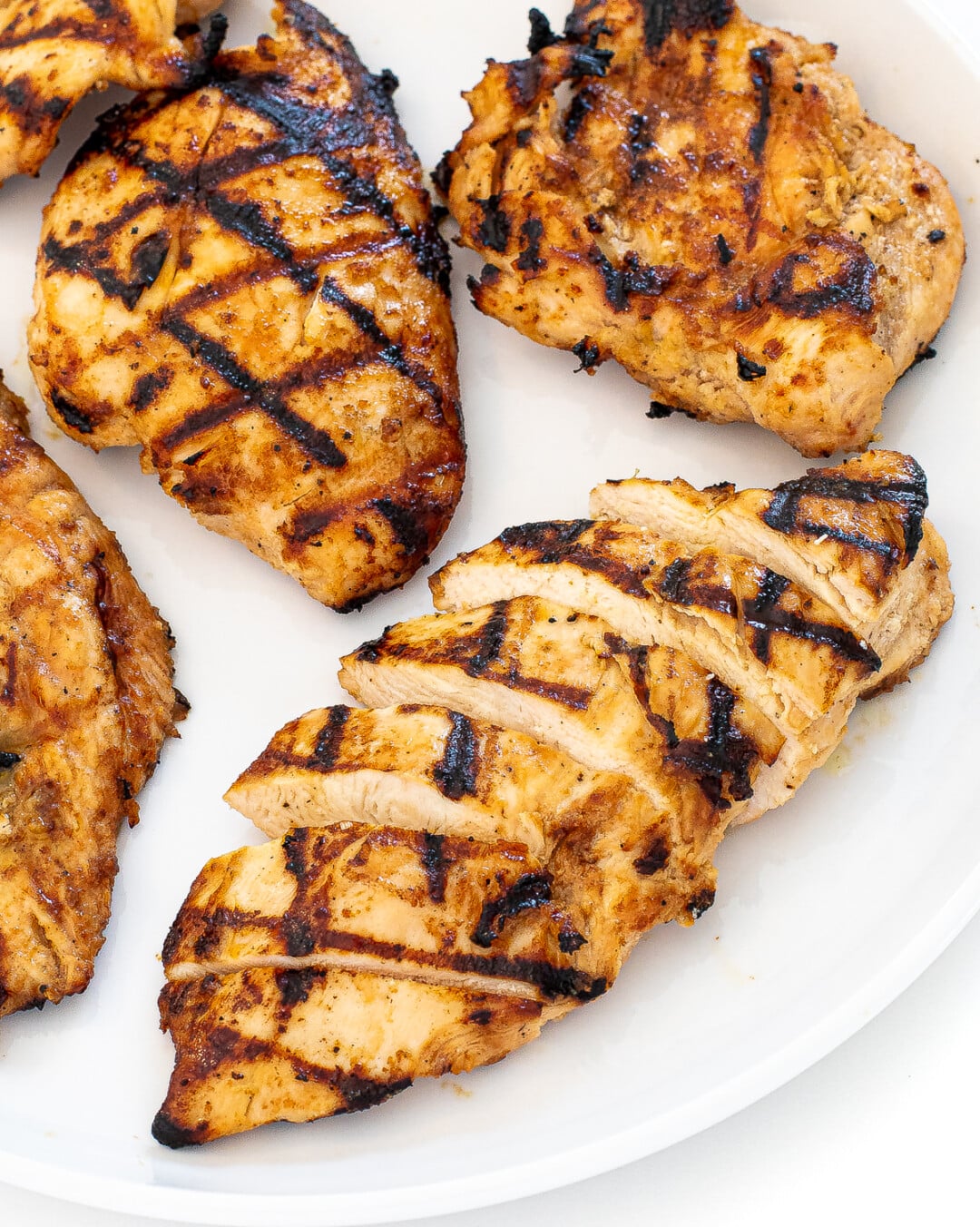 The BEST Grilled Chicken Marinade (Super Juicy!) - Chef Savvy